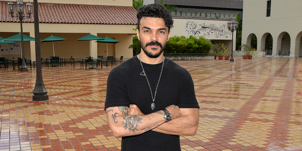 “A veces yo mismo me sorprendo". Shalim Ortiz en conversación con ...