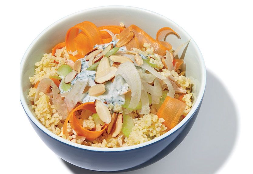 Mijo con pollo y vegetales rallados - Revista Cosmopolitan