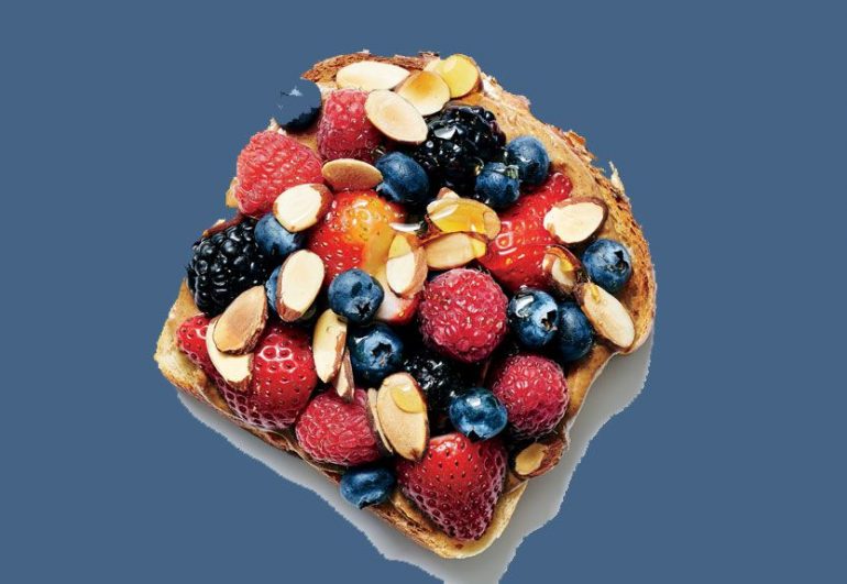 Pan con un toque de frutos rojos - Revista Cosmopolitan