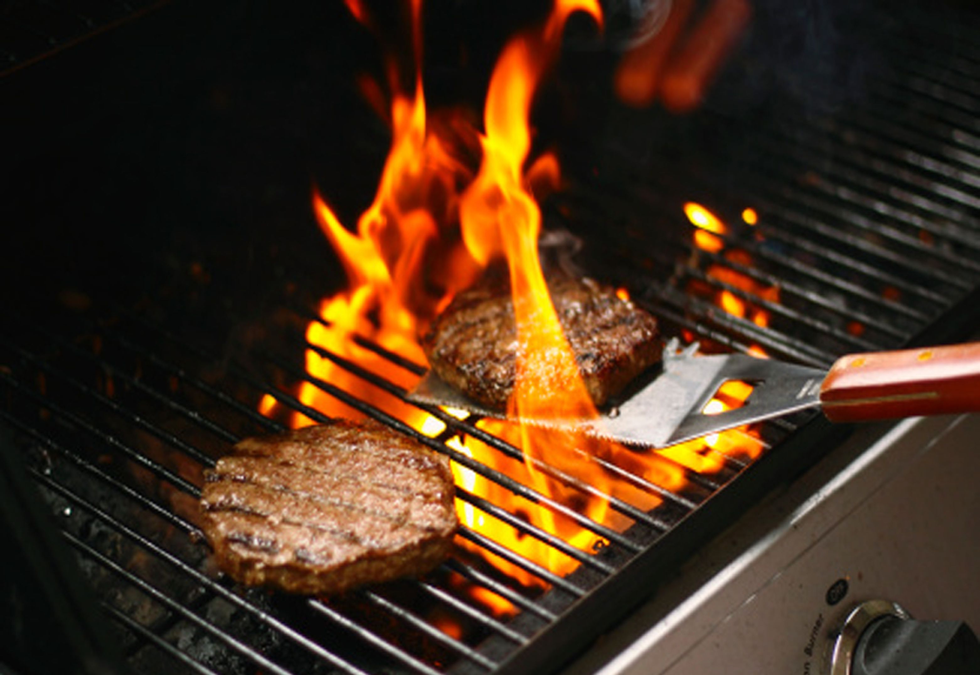 Los 10 esenciales para una mejor parrillada - Revista Cosmopolitan