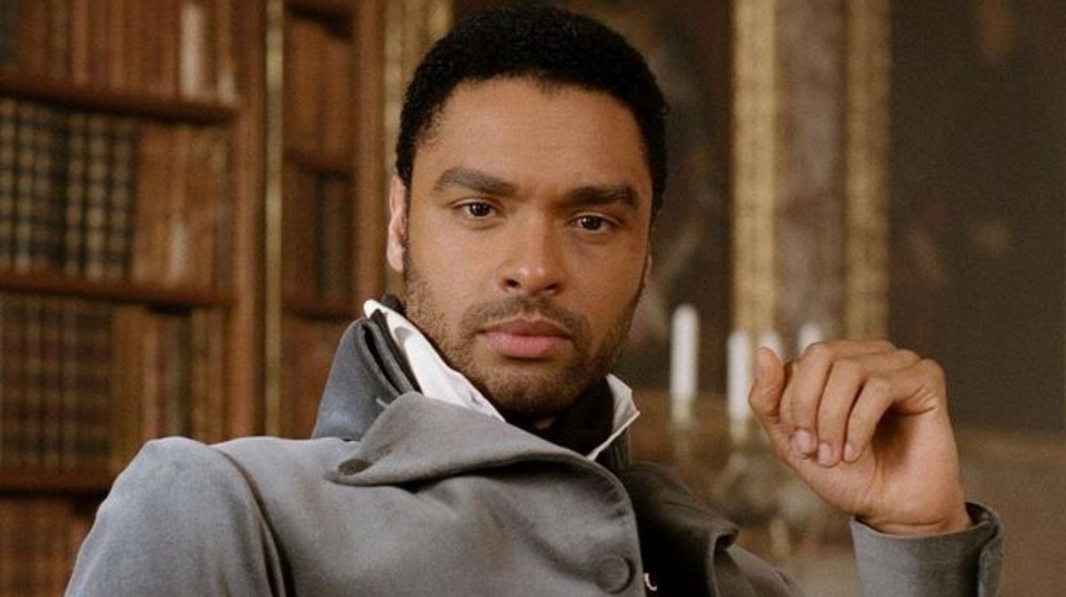 En una banda de rock y con el pelo morado: así lucía Regé-Jean Page ...