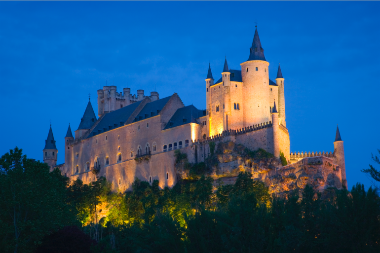 Estos son los castillos, templos y estructuras que inspiraron las ...