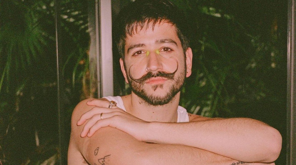 Así se vería Camilo sin su característico bigote, según un fan edit ...